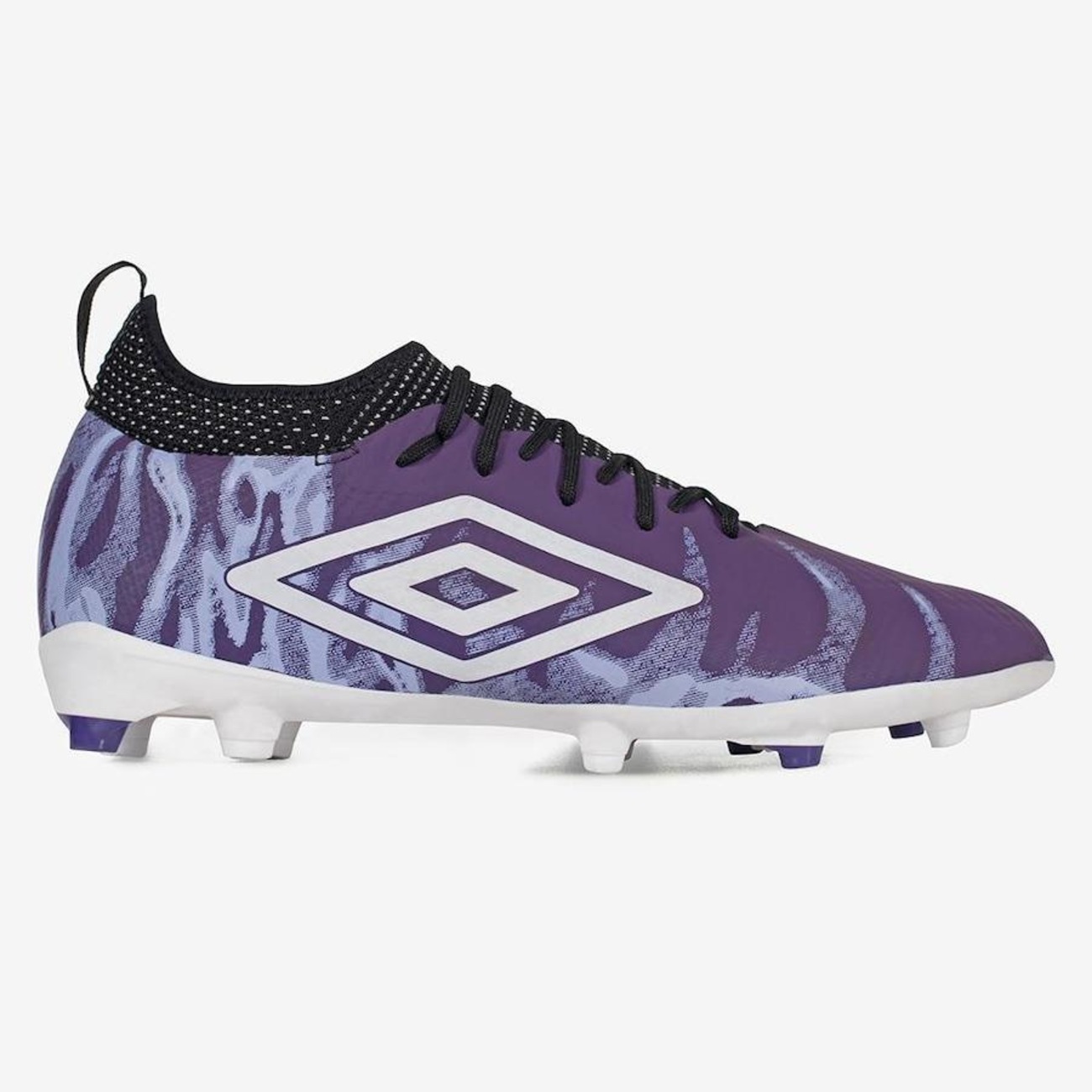 Chuteira de Campo Umbro Fuzion Z High - Adulto | Centauro