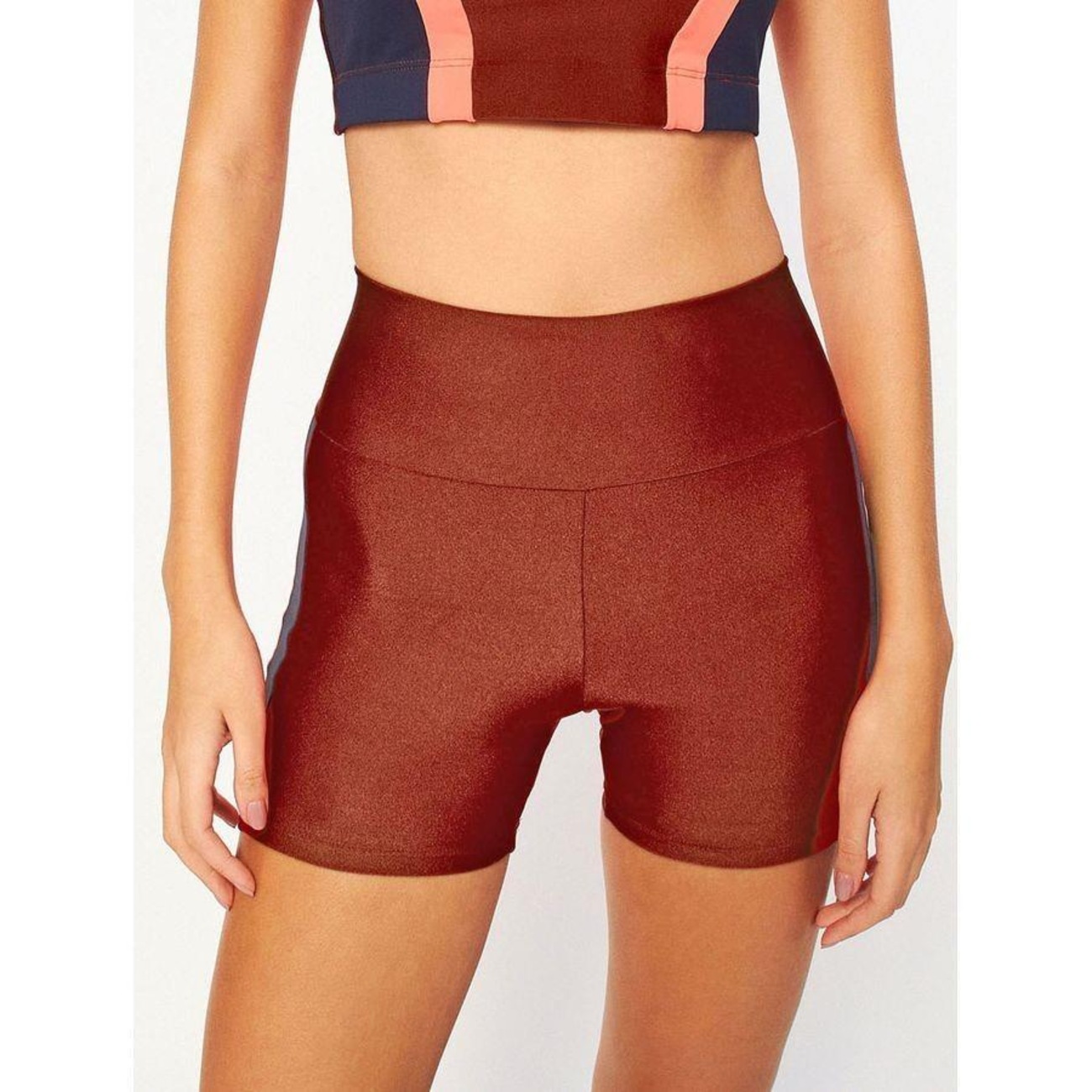Shorts Bodyforsure Liso Parachute - Feminino | Centauro