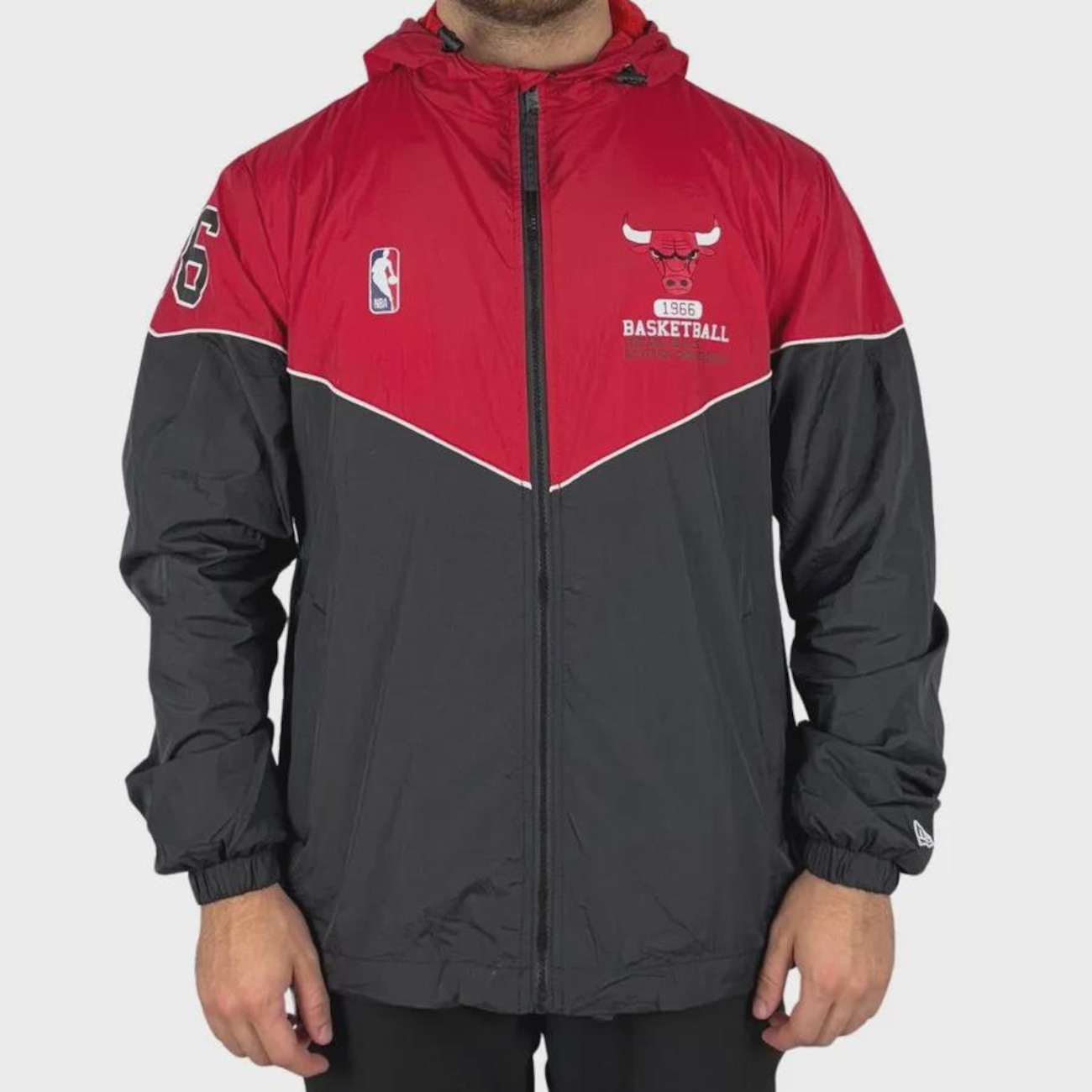 Jaqueta Corta Vento Masculina New Era Chicago Bulls Club House | Centauro