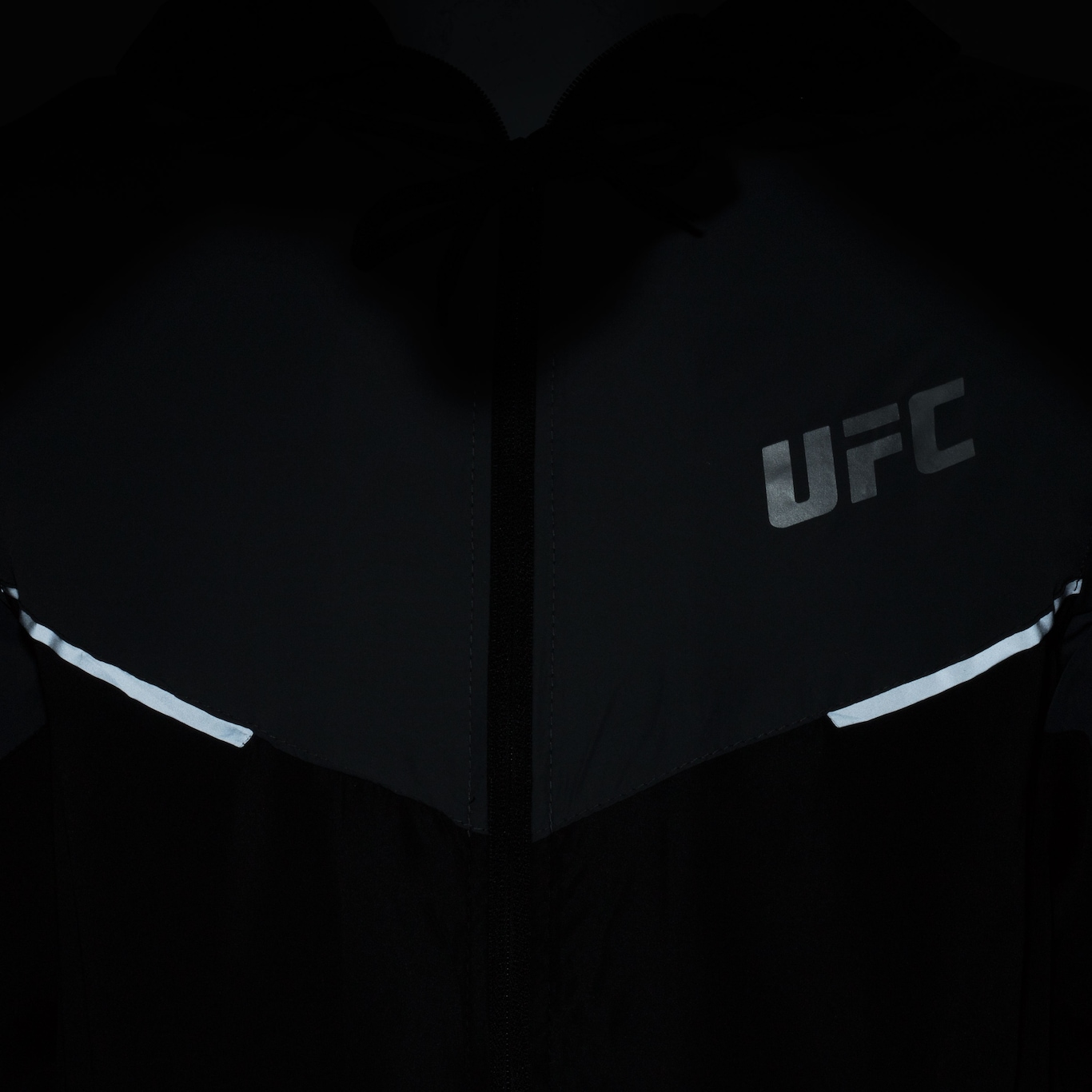 Jaqueta UFC Corta Vento com Capuz Euf371805 - Masculina | Centauro