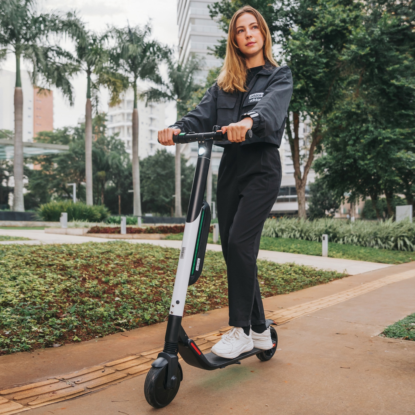Patinete Elétrico Cicloway Segway SN Etrip | Centauro