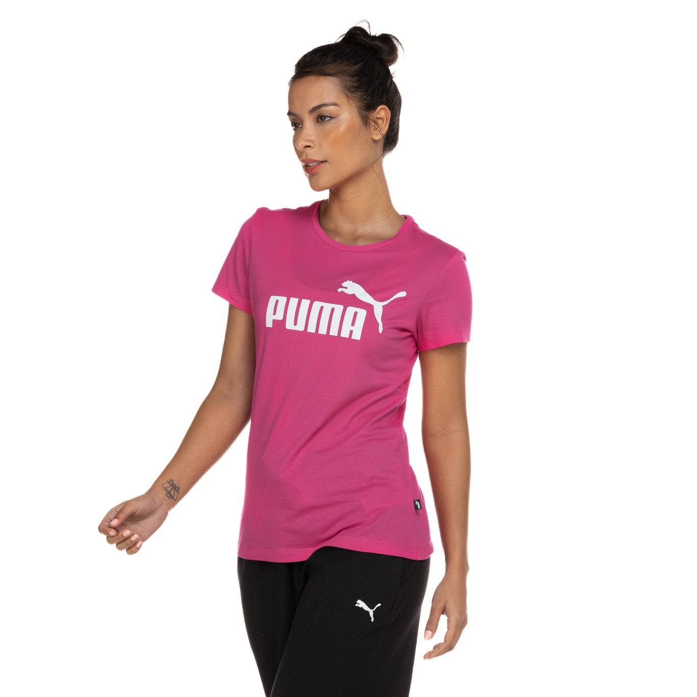 Camiseta Feminina Puma Manga Curta LS ESS Logo | Centauro