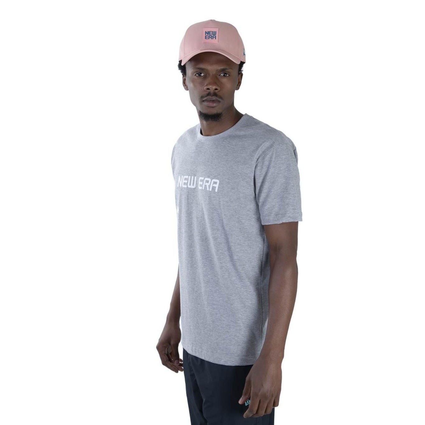 Camiseta New Era Essentials Basic - Masculina | Centauro