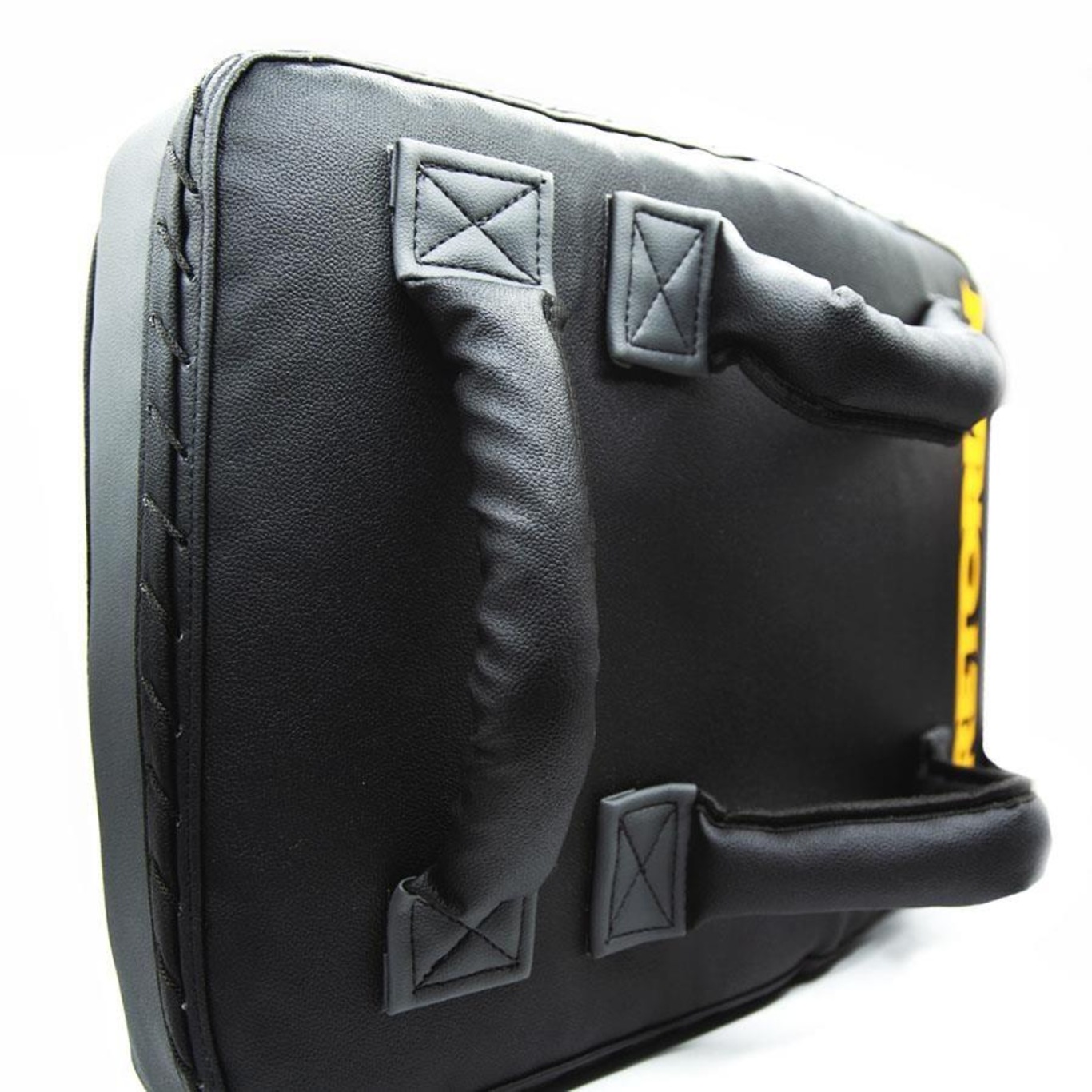 Aparador de Chute Pretorian Training | Centauro