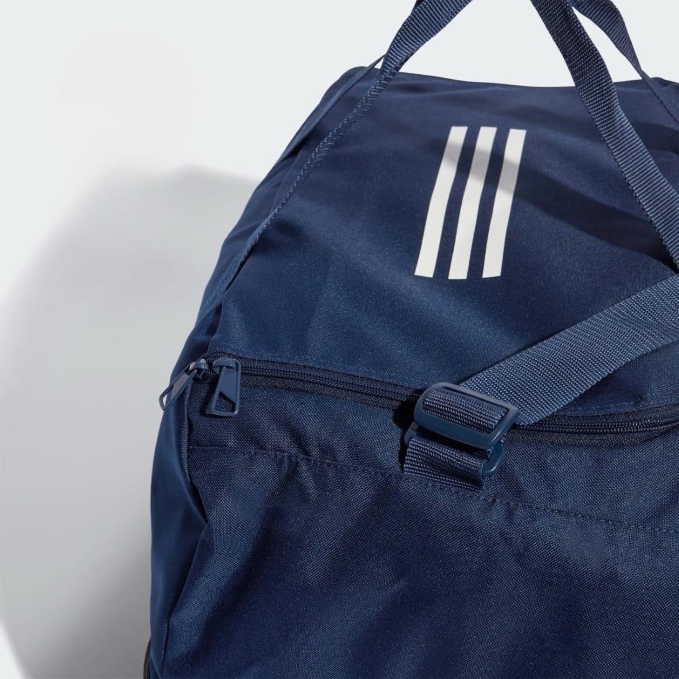 Mala adidas Duffle Esportiva Média - 40,75Litros | Centauro