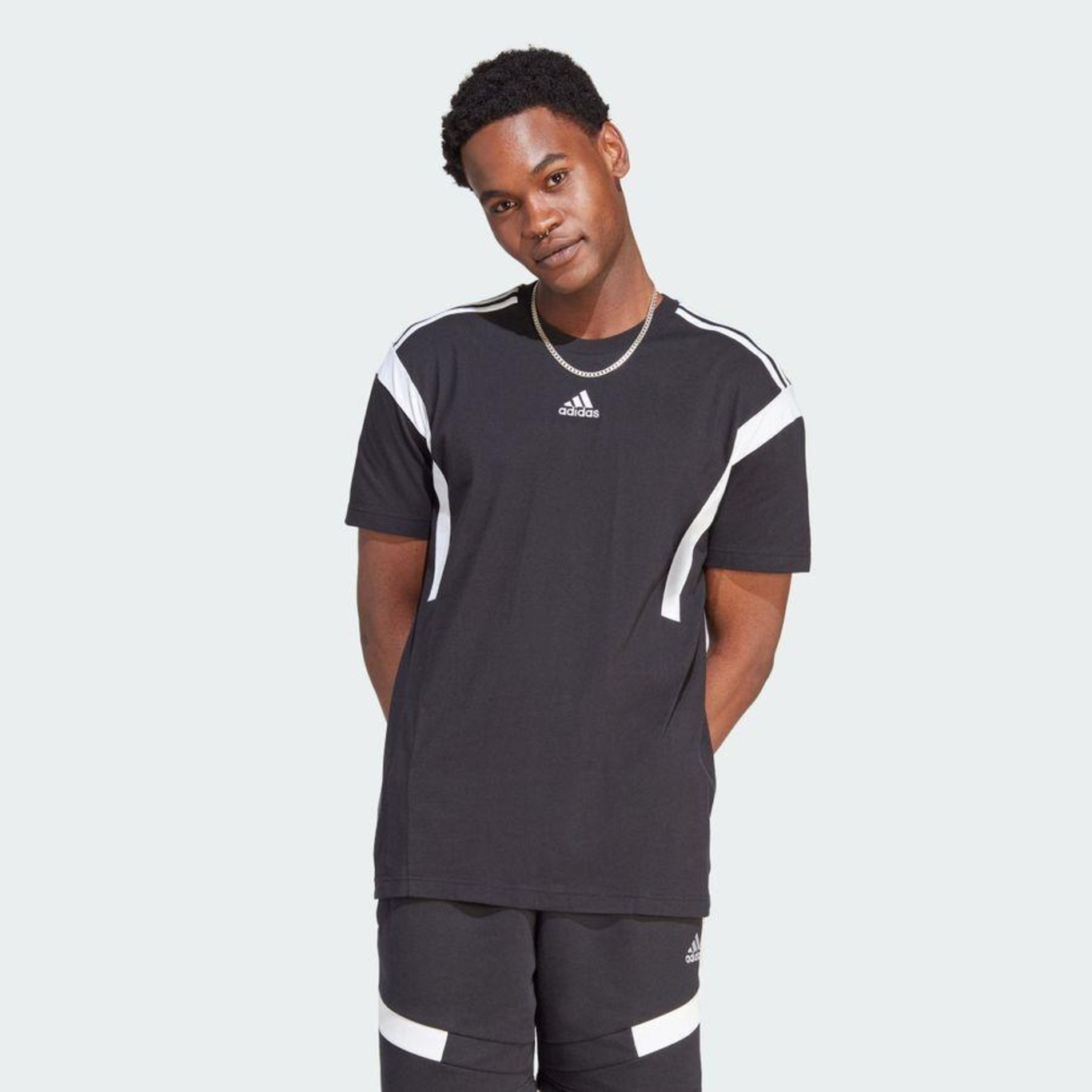 Camiseta adidas Colorblock - Masculina | Centauro