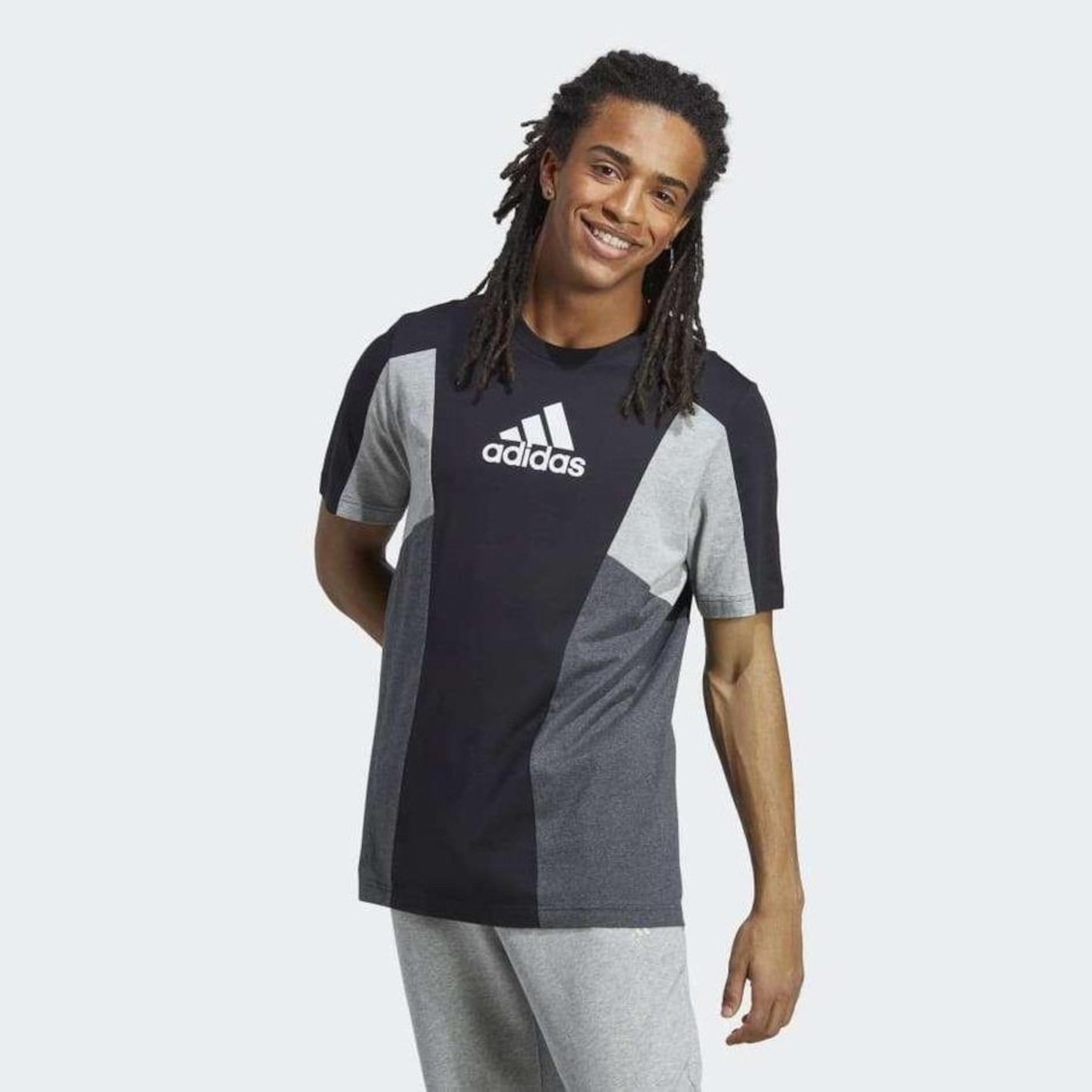 Camiseta adidas Colorblock - Masculina | Centauro