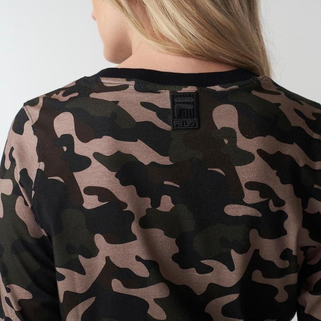 Camiseta Manga Longa Fila Camo Style - Feminina | Centauro