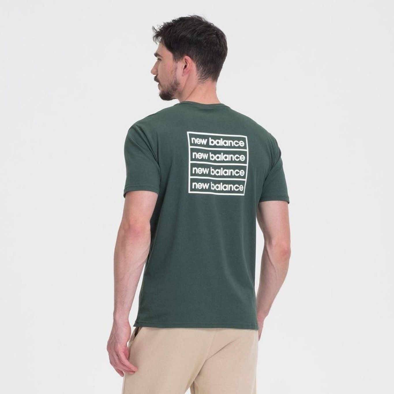 Camiseta New Balance Essentials Graphic - Masculina em Promoção | Centauro