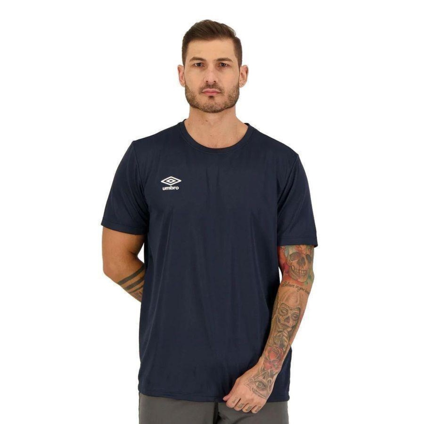 Camiseta Umbro Essential - Masculina | Centauro