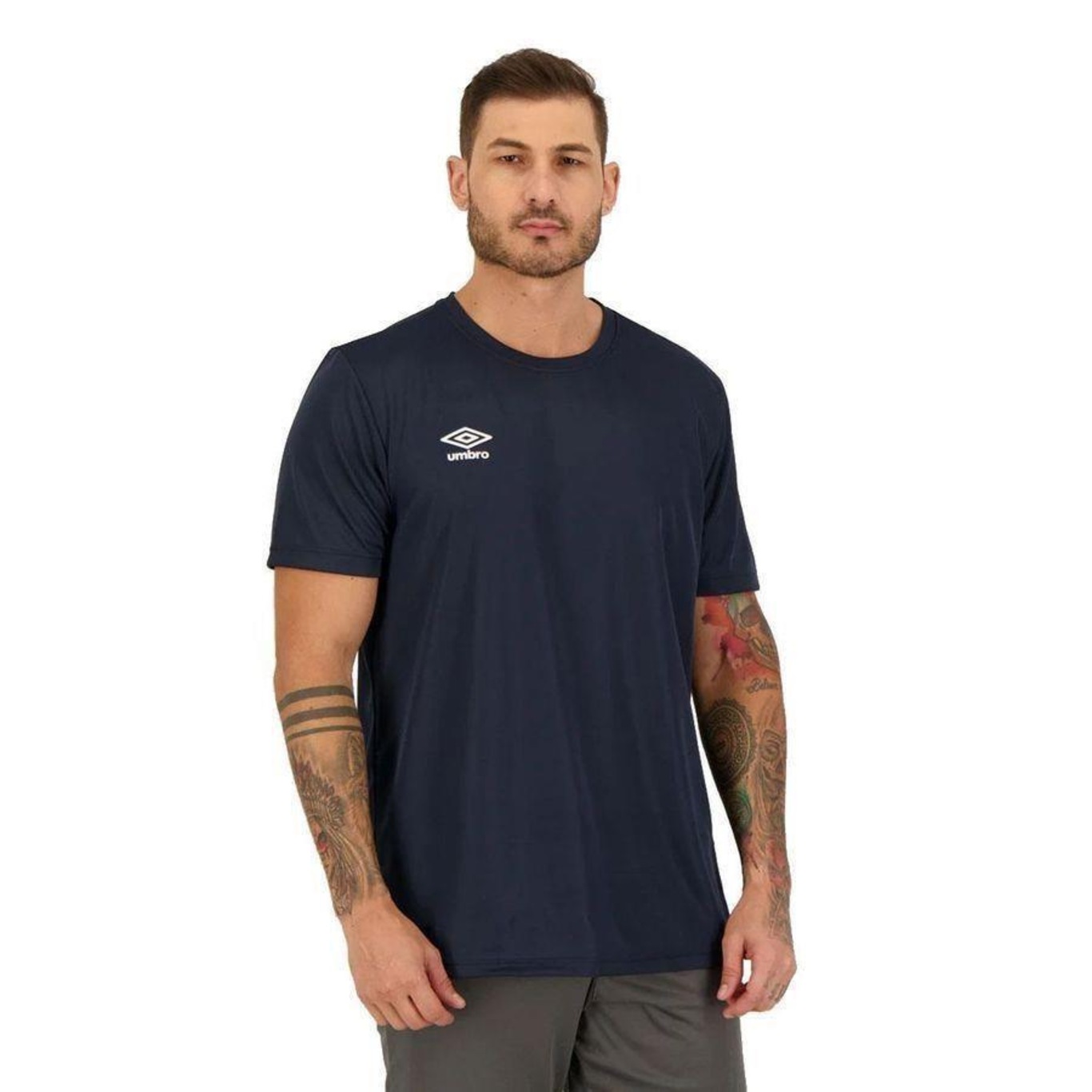 Camiseta Umbro Essential - Masculina | Centauro