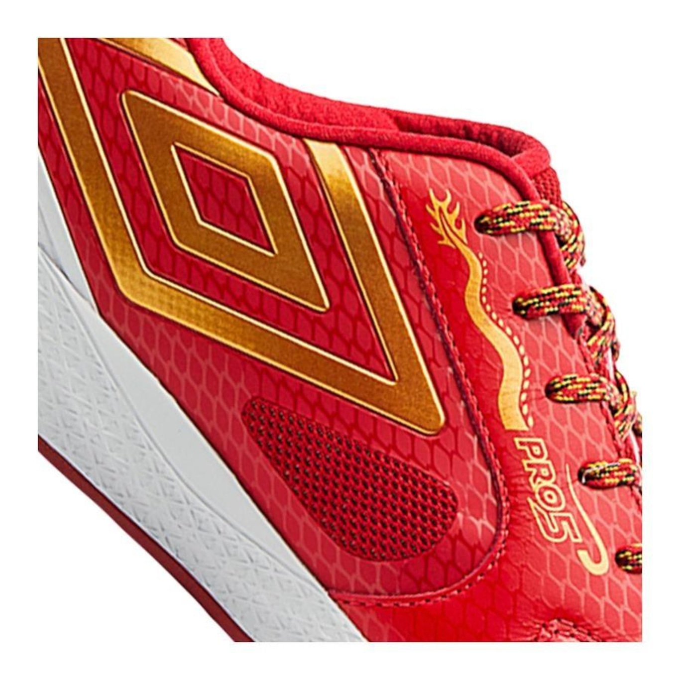 Chuteira Futsal Umbro Pro 5 Bump Dragon Year - Adulto | Centauro