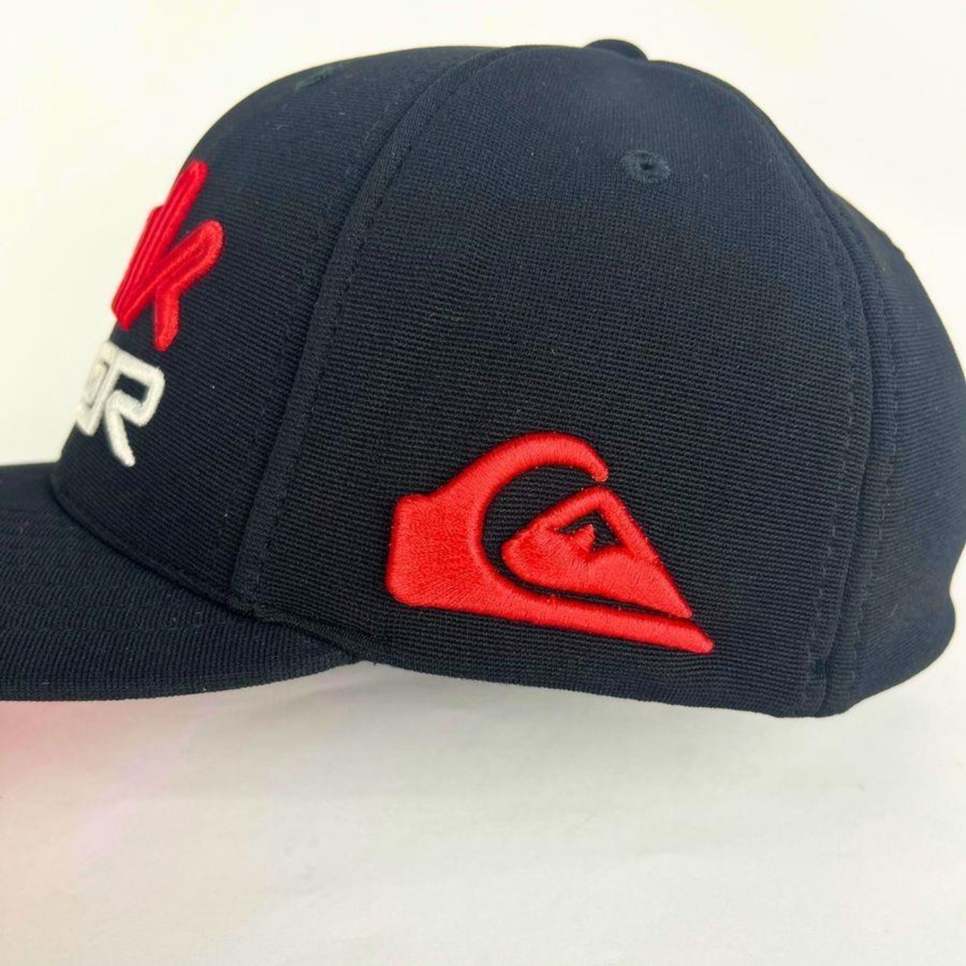 Bone Aba Curva Quiksilver Qk Emb Omni Surf - Fechado - Adulto | Centauro