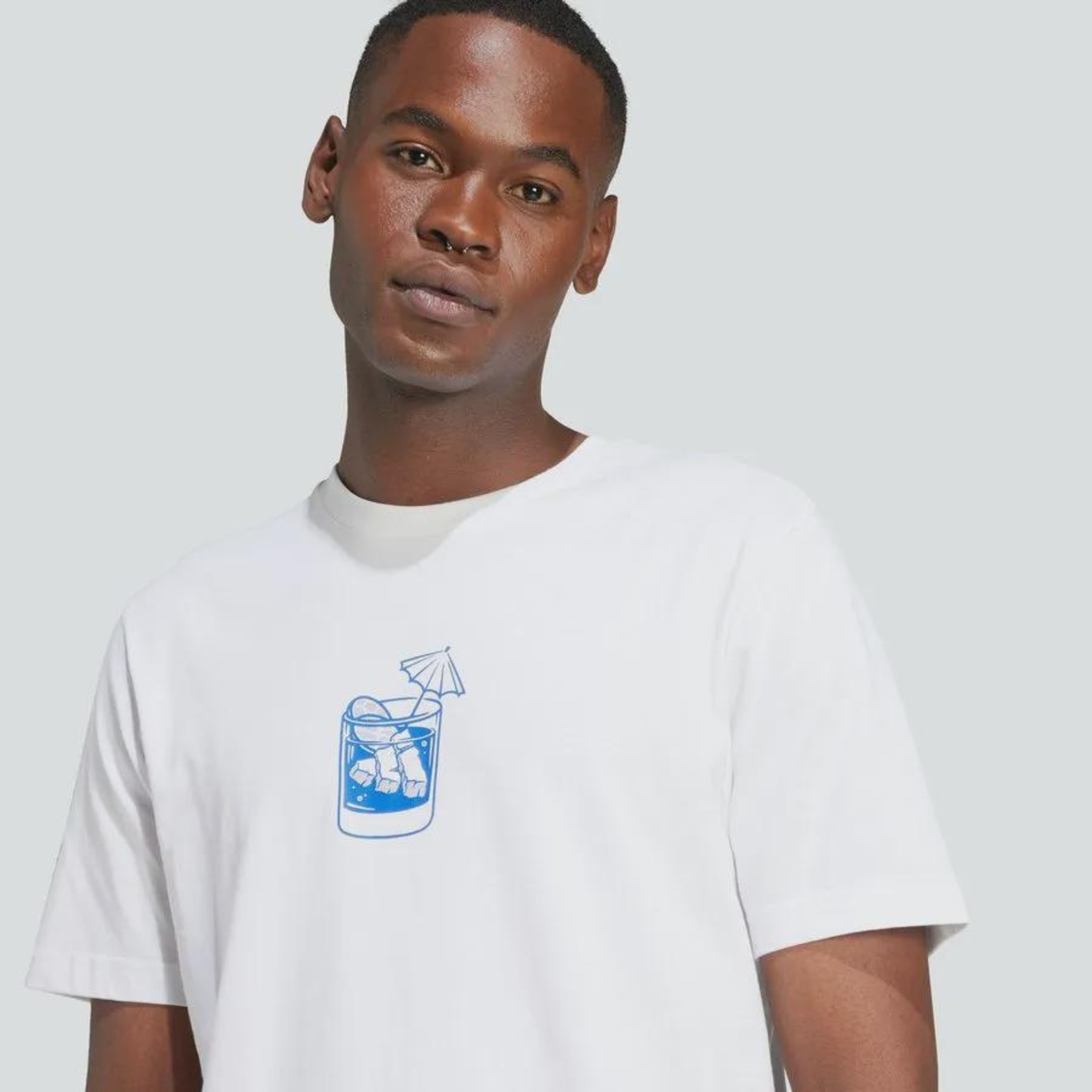 Camiseta adidas Lounge Drink Graphic - Masculina | Centauro